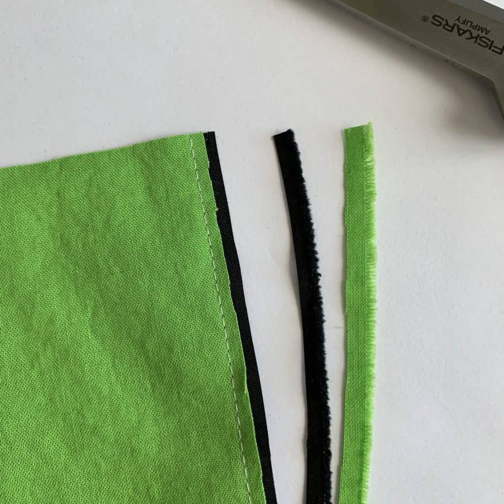 How to Reduce Bulk in Seams While Sewing